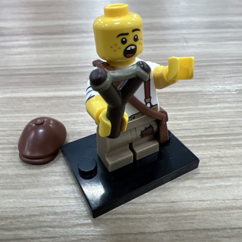LEGO Series 24 Collectible Minifigures 71037 Newspaper Kid with ...