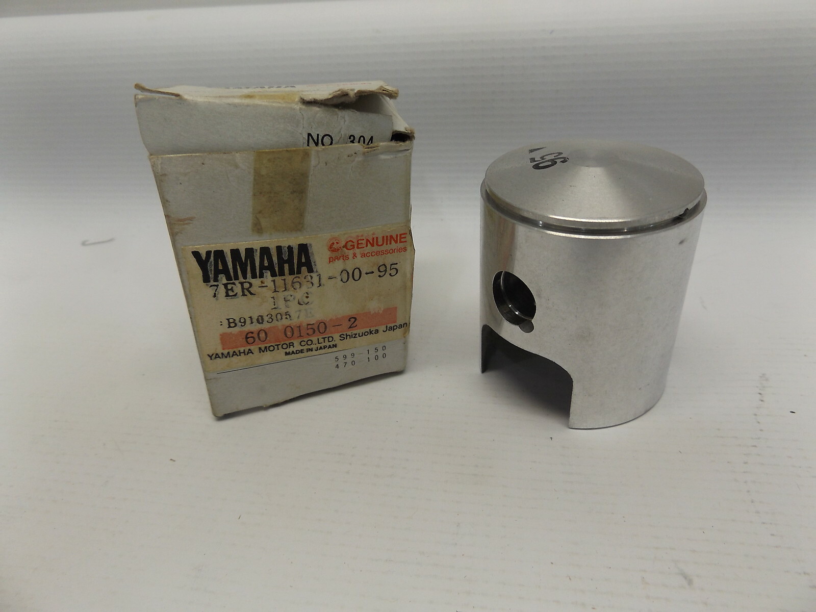 NOS YAMAHA 7ER-11631-00-95 PISTON STD BORE KT100 | eBay