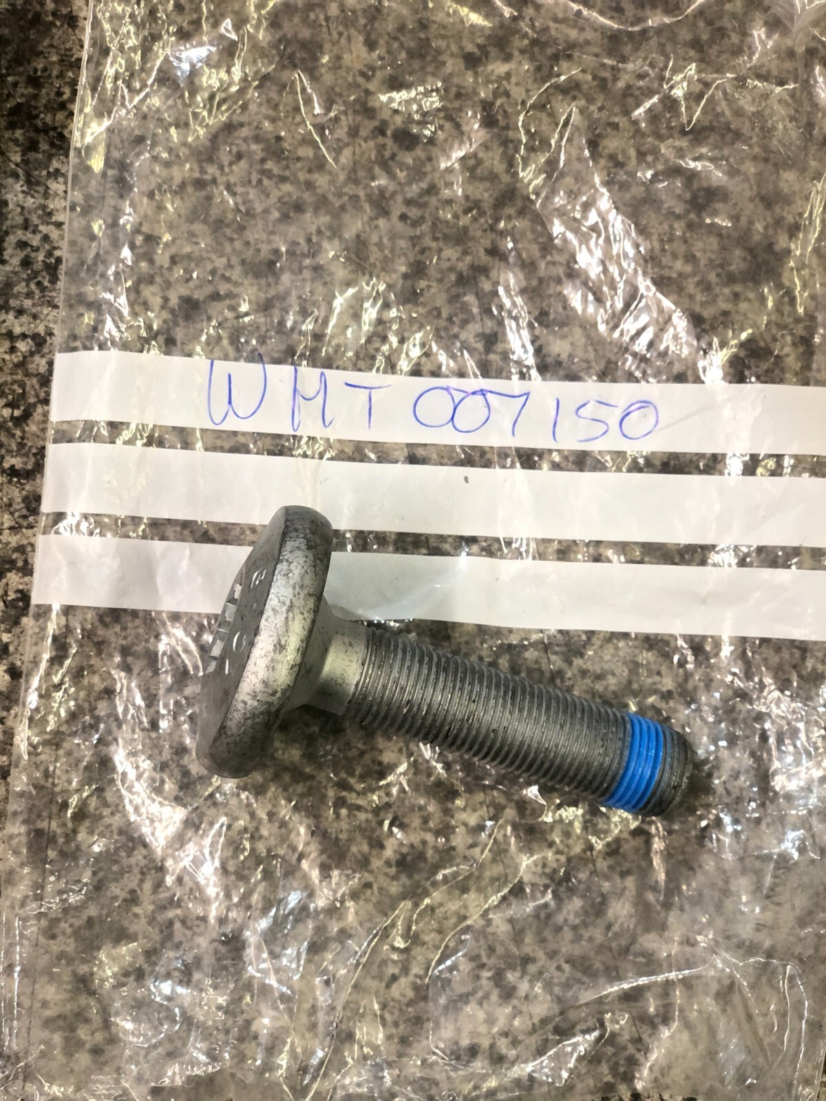 UEM VOLKESWAGEN JETTA AS REAR WHEEL BEARING SHOULDERED BOLT WHT007150 ...