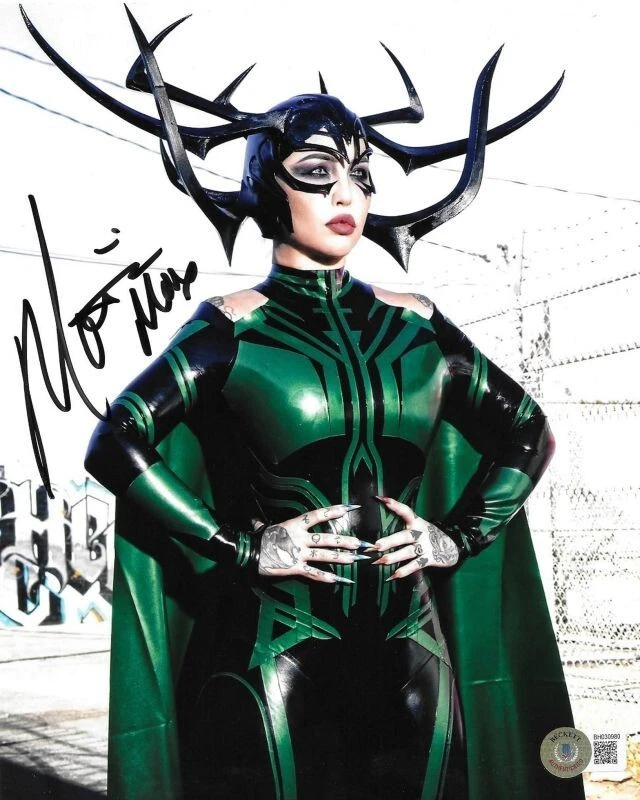 Hela Marvel Cosplay