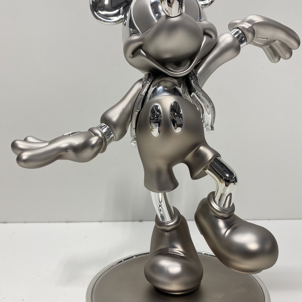 Disney's Mickey Mouse Fan Club D23 Collectors Statue 10.5in Tall | eBay