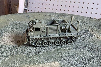 One HO 1/87 scale US Army M8 High Speed Tractor w/dozer blade, olive ...