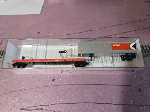 Micro-Trains N Scale CP Rail 57'6" Converted TOFC Flatcar w/ Trailer MT ...