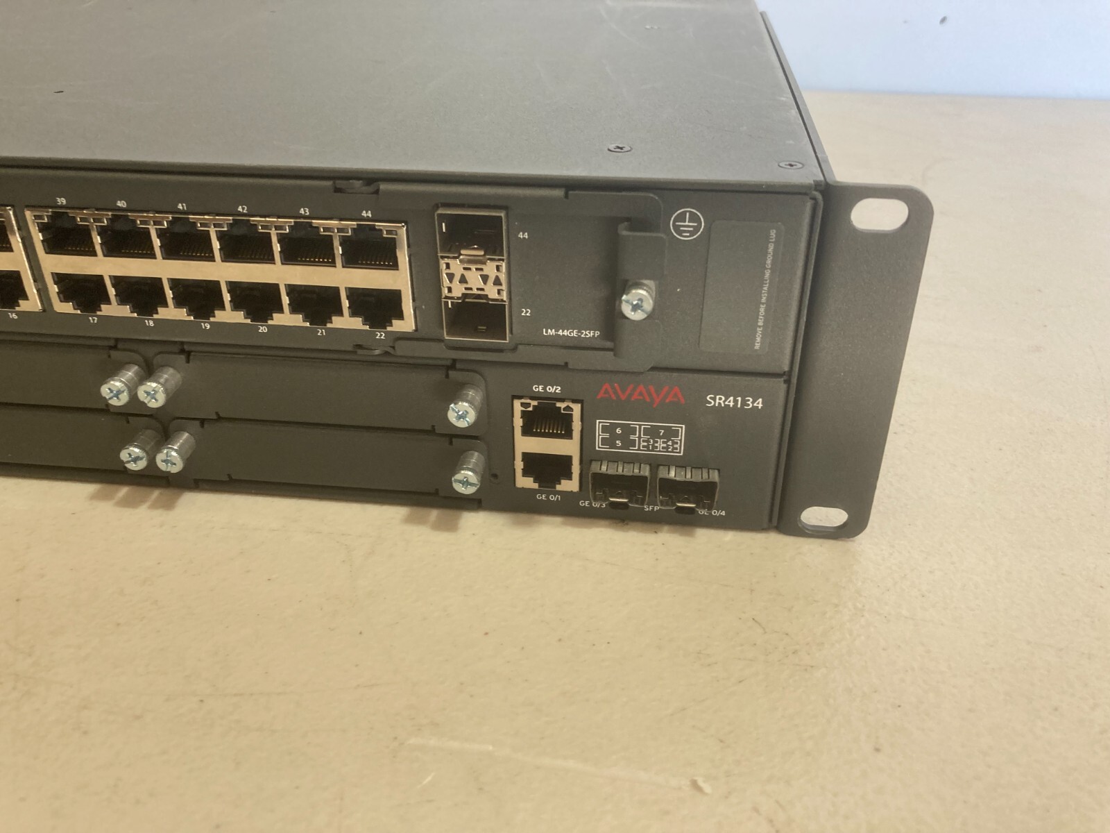 Avaya Secure Router 4134 SR4134 Non PoE - 44 Port - 2 x PSU | eBay ...