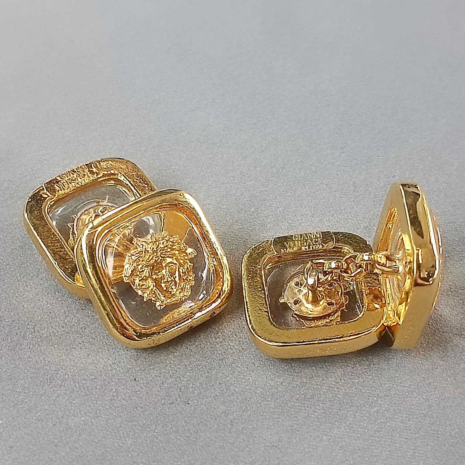 Gianni Versace Medusa Cufflinks Gold Tone Chain Link … - Gem