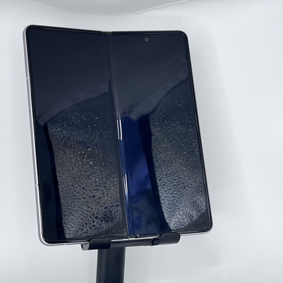 Samsung Galaxy Z Fold3 5G SM-F926U 256GB Phantom Silver Unlocked ...