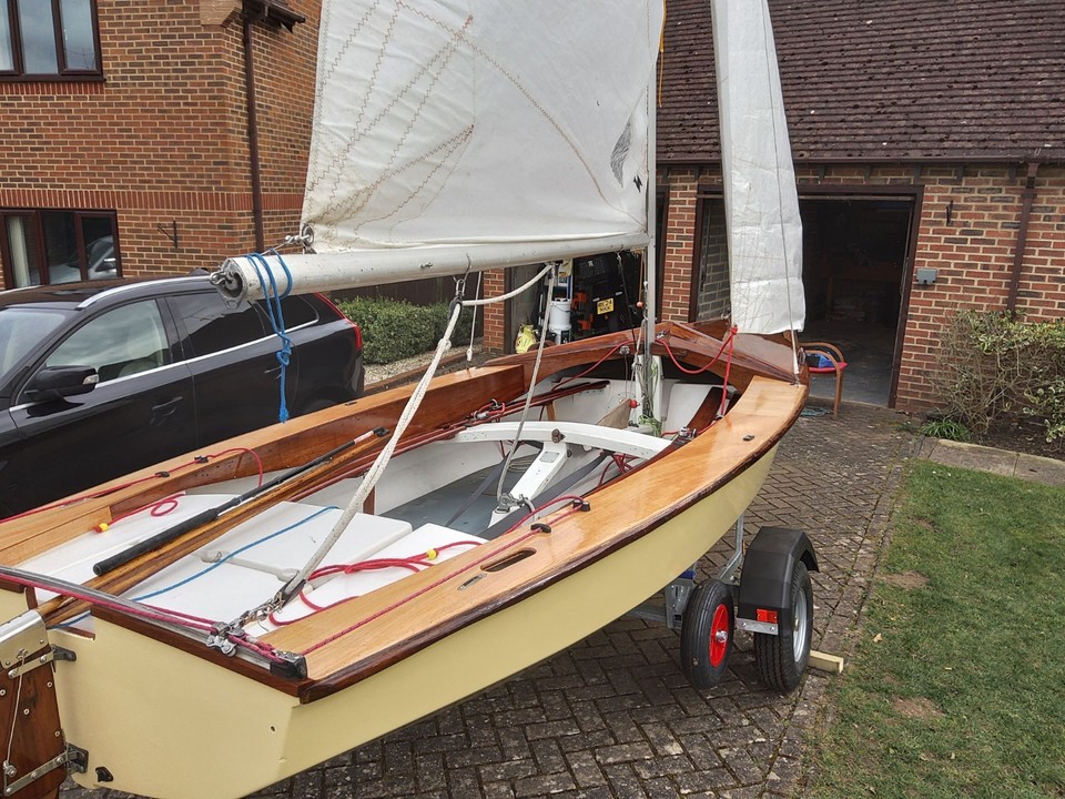 wayfarer sailing dinghy Fully Restored with NEW TRAILER & LAUNCHING ...