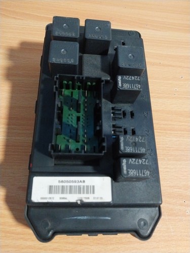06-08 Jeep Commander Interior Fuse Box 56050593AB | eBay