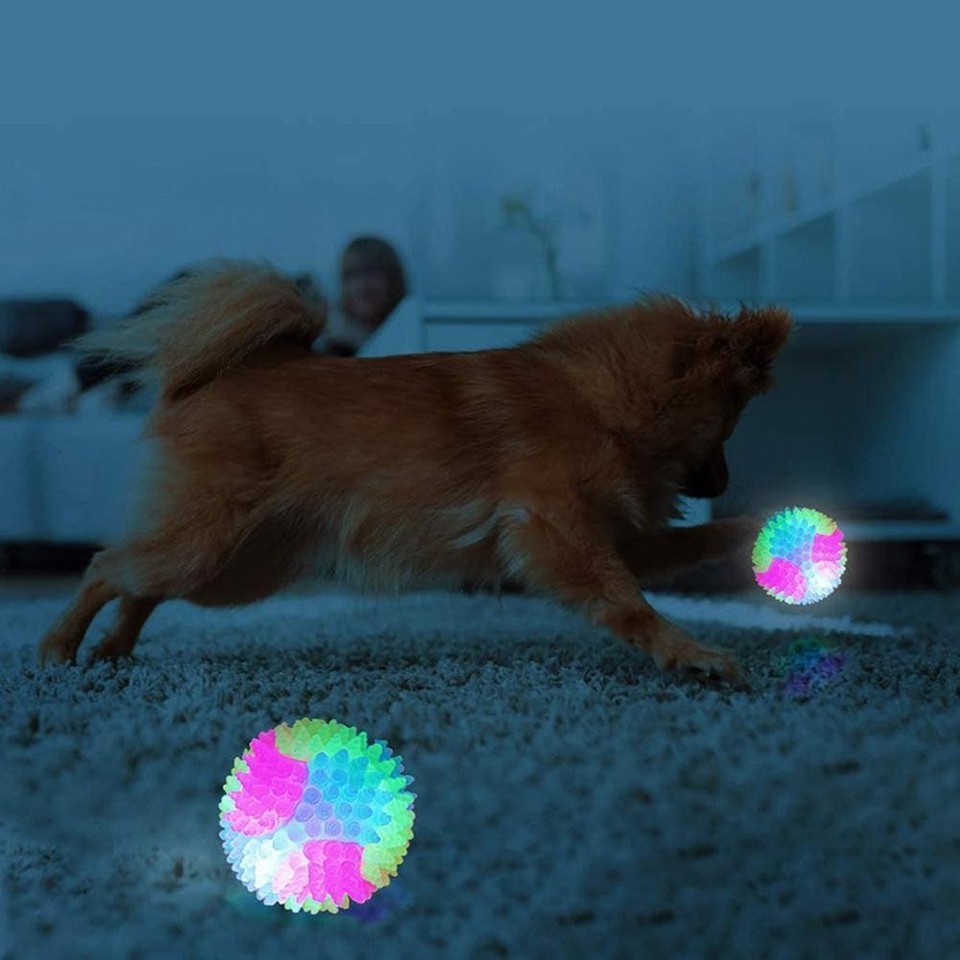Light up Flashing Elastic Ball Flash Jumping Glow In The Dark Bouncing ...