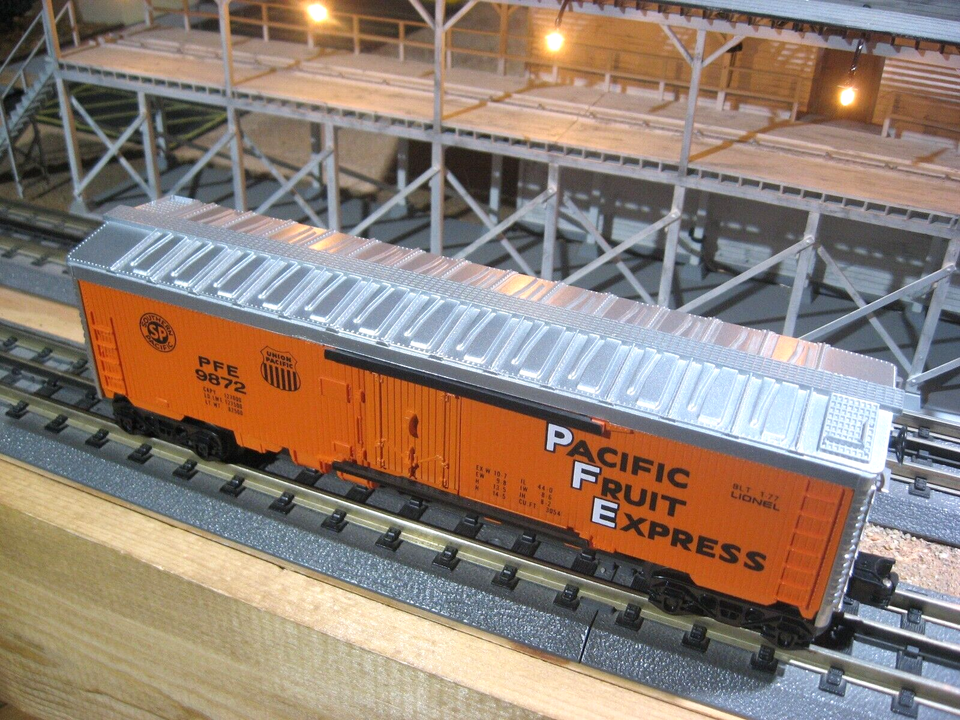 Lionel 6-9872 Pacific Fruit Express Reefer # PFE 9872 * BUY IT NOW LISTING * | eBay