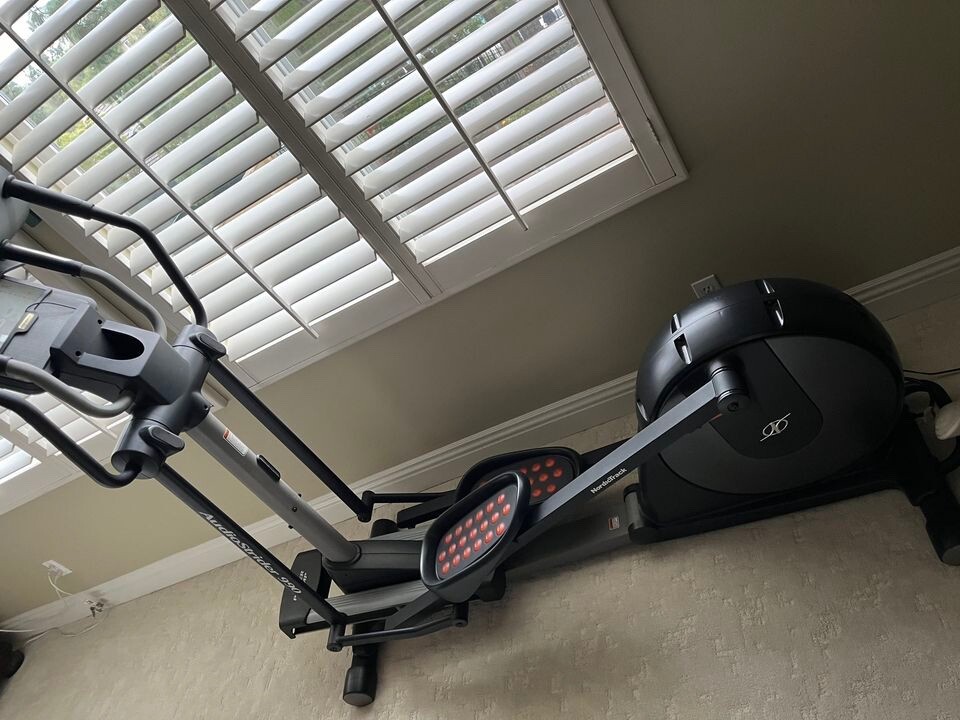 Nordic Track AudioStrider 990 Pro Rear Drive Elliptical Trainer ...