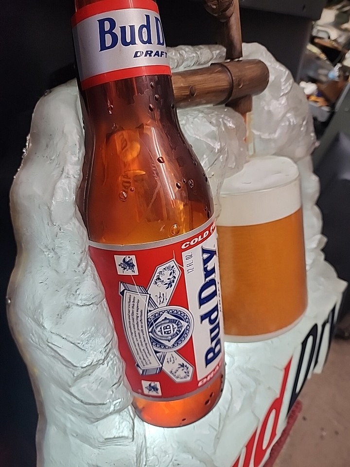 VINTAGE BUDWEISER BUD DRY DRAFT LIGHTED MOTION BEER SIGN TAP MUG 26"x22 ...