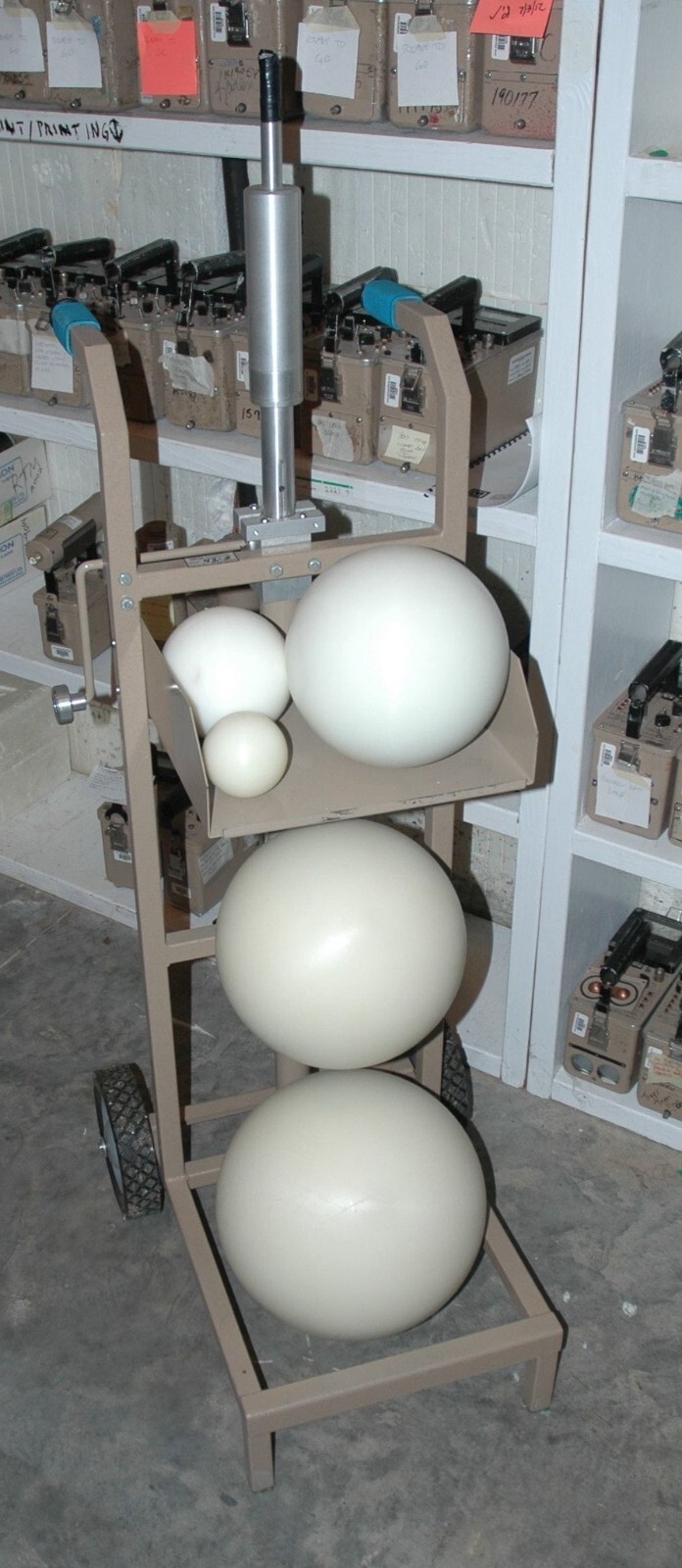 Ludlum Model 42-5 Neutron Detector with REM ball set and cart | eBay