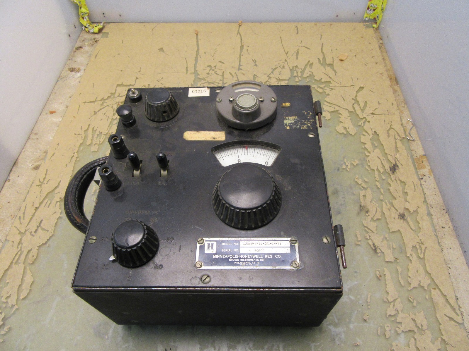 Honeywell Brown 126W3-V-II-III-IV-T1 portable potentiometer [3-E] | eBay