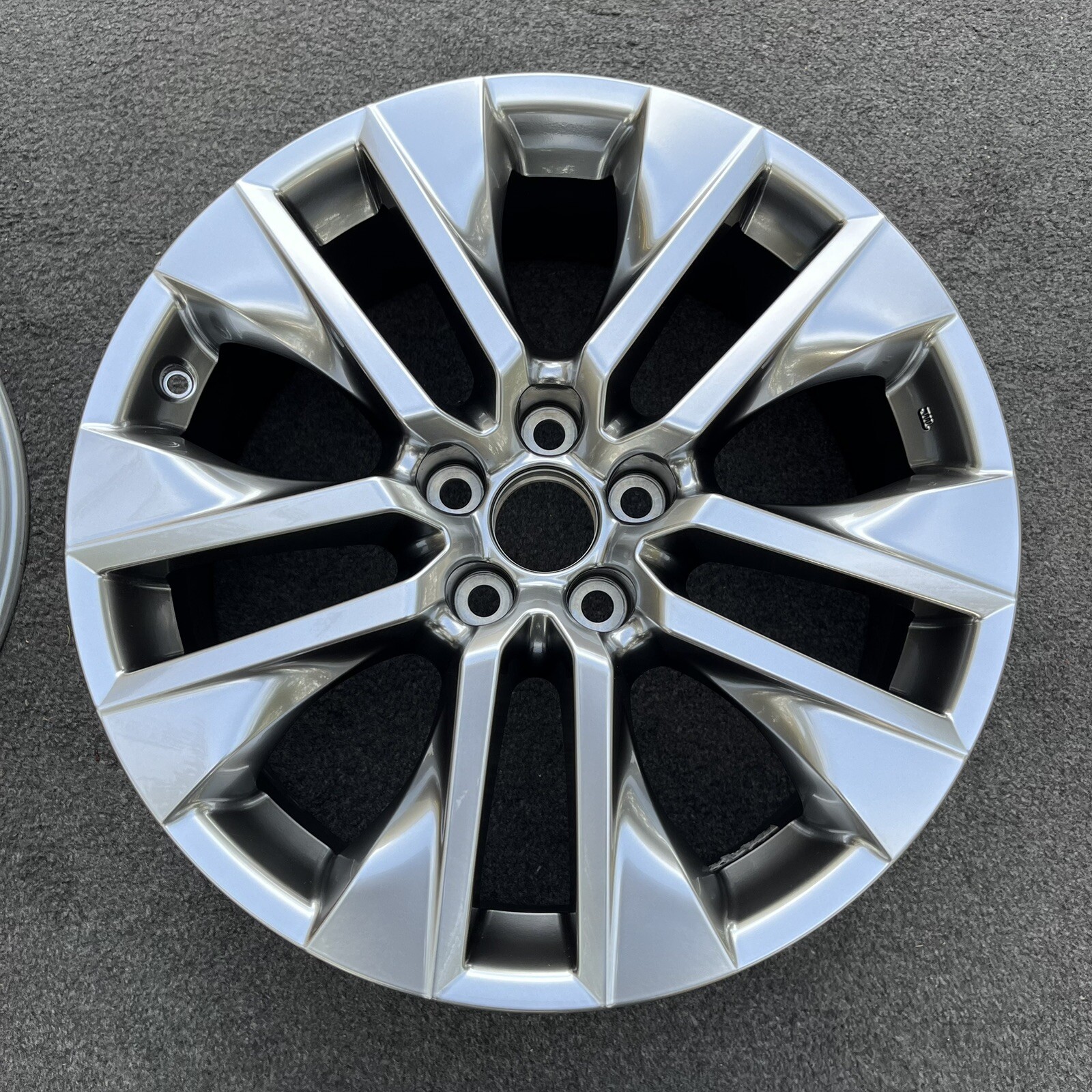 SINGLE 19 INCH WHEEL TOYOTA RAV4 2019-2024 GENUINE OEM HYPER SILVER ...