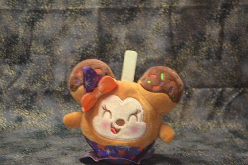 2024 Disney Parks Munchlings Terrifying Treats Minnie Candy Apple ...