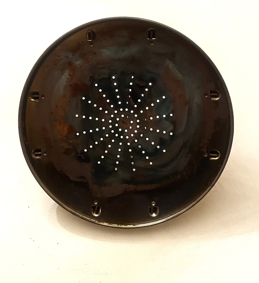 Round Campfire Toaster 4 Slice Open Flame Rustic Metal Collapsible ...