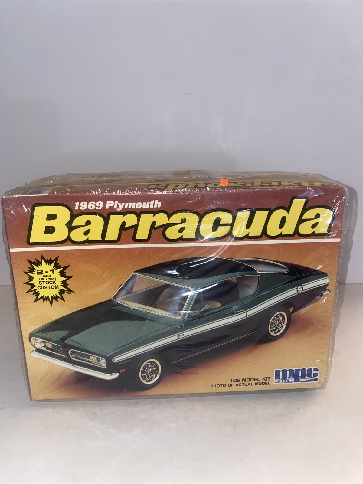 MPC 1969 Plymouth Barracuda Car model kit 1/25 scale open box Sealed ...