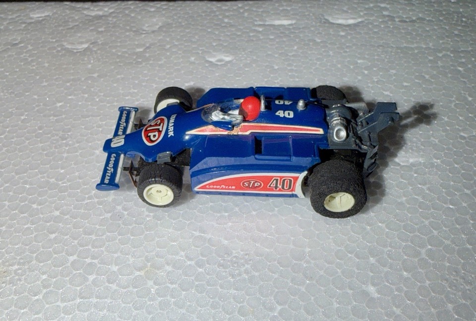 Tyco HO Magnum 440 Esmark Indy #40 STP Slot Car | eBay