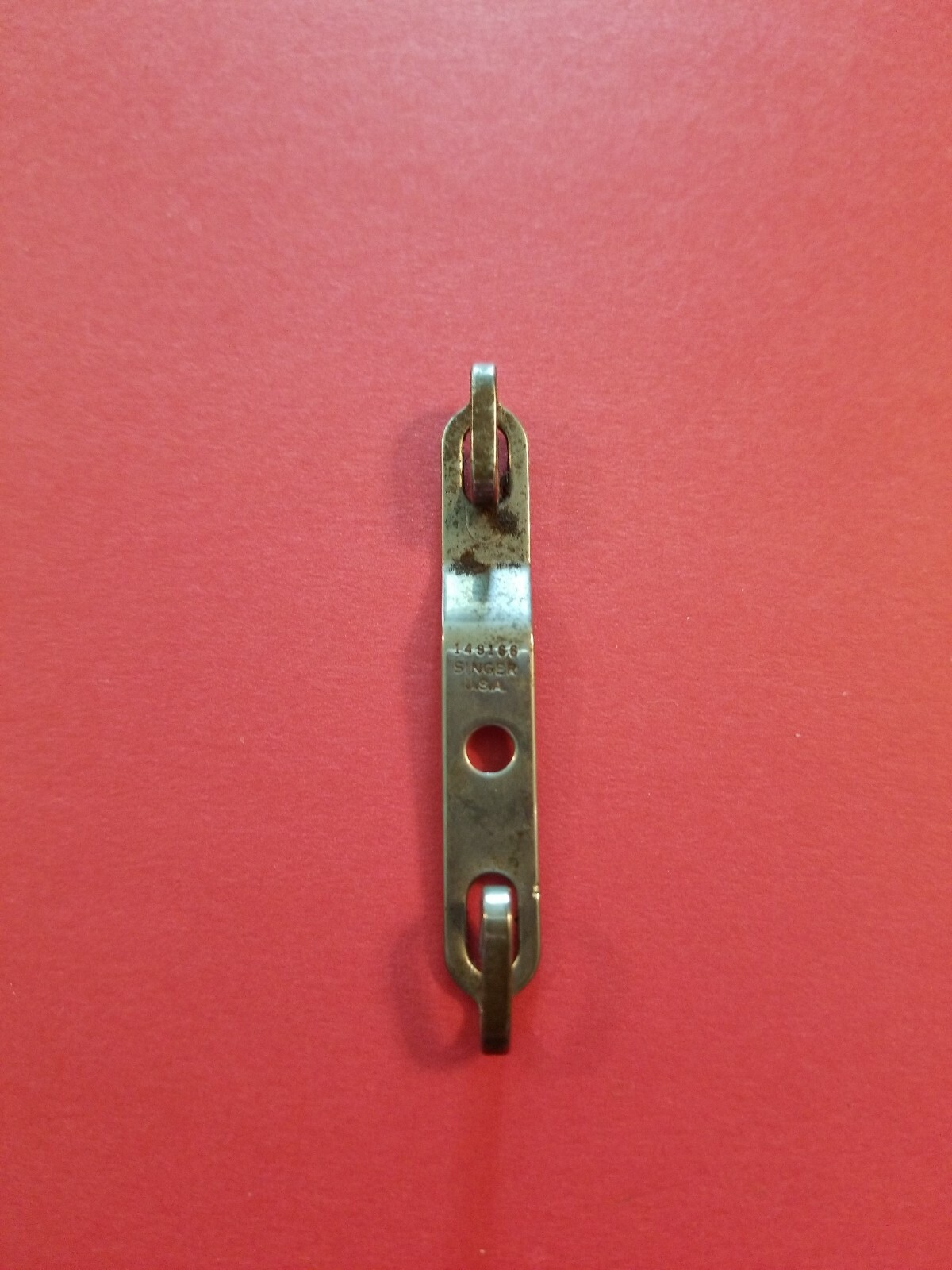 *USED* 149166-SINGER-THREAD GUIDE FOR SEWING MACHINES-FREE SHIPPING* | eBay