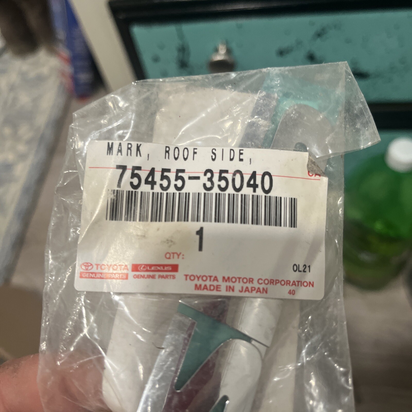 ⭐️Genuine OEM Toyota 75455-35040 "SR5" Emblem Nameplate Badge 2010-2020 ...