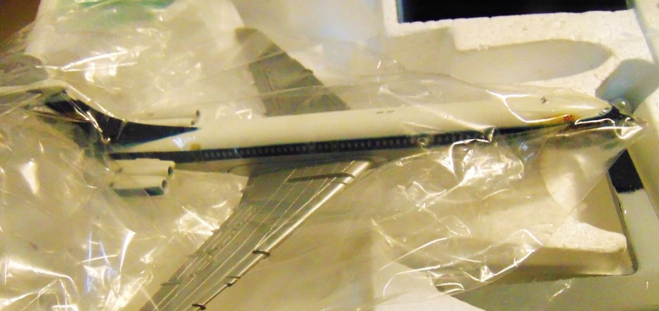 Aero Mini Collector Series BOAC Super VC10 Scale Model 1:239 | eBay