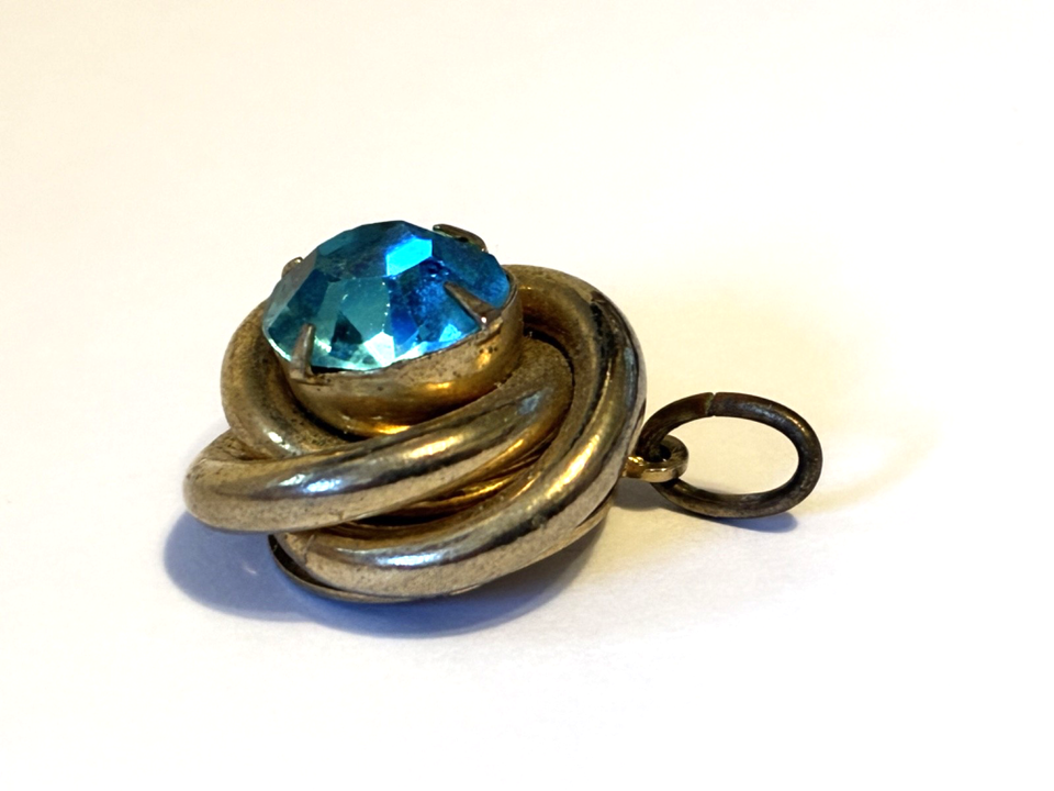 Vintage Pendant Blue Sparkling Rhinestone Gold Tone Metal | eBay