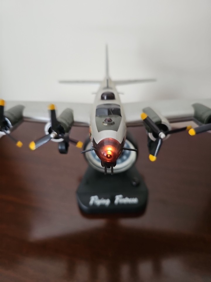 Vintage Model Flying Fortress WWII, Clock, Motor, Props & Voice All ...