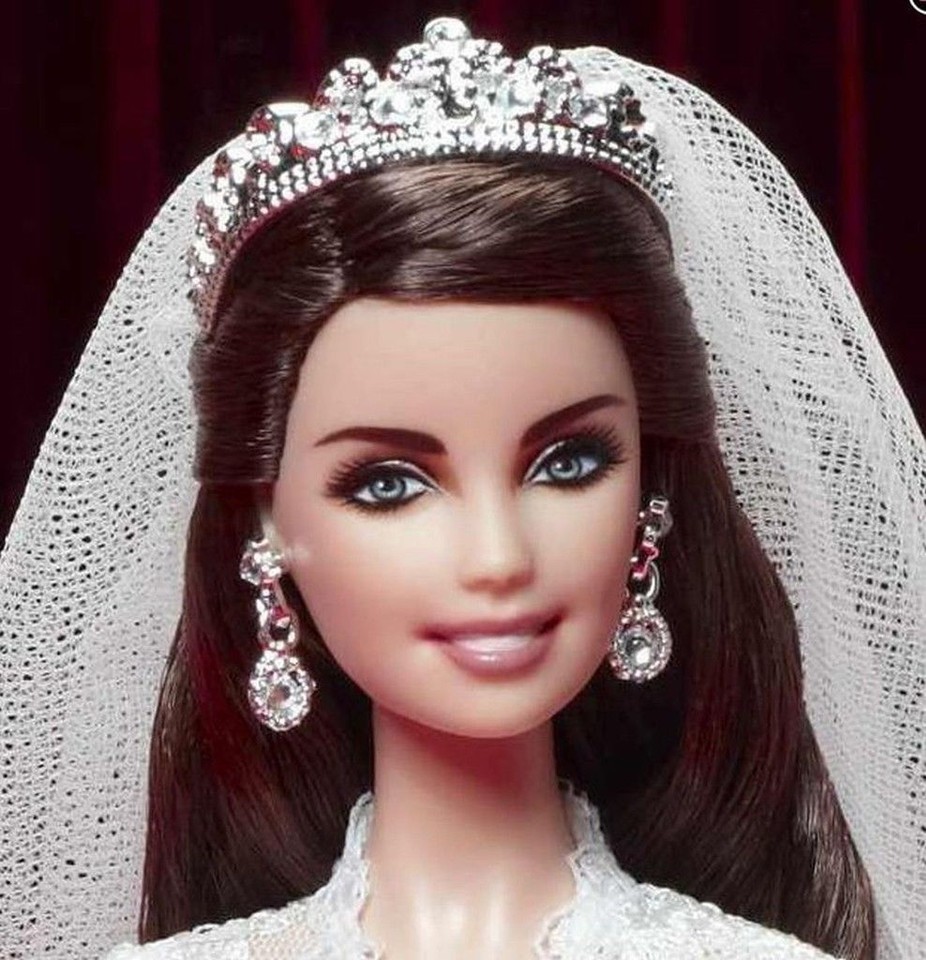 NRFB PRINCESS KATE AND WILLIAM GOLD ADDITION | eBay