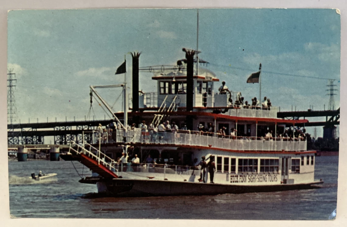 Huckleberry Finn Boat