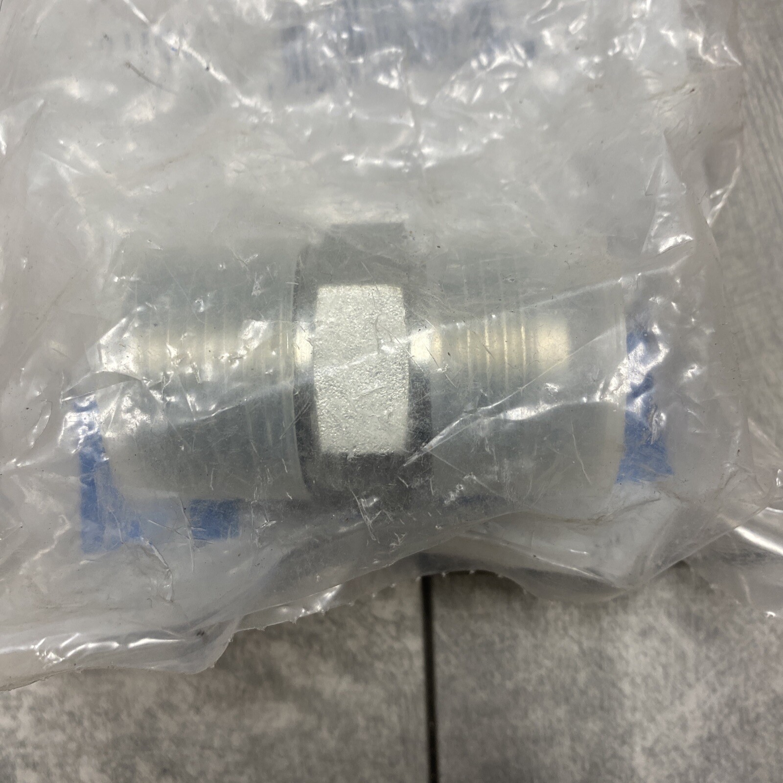 () Eaton C5205X16 Hydraulic Fitting Straight Male JIC-16 to Male 1 NPT ...