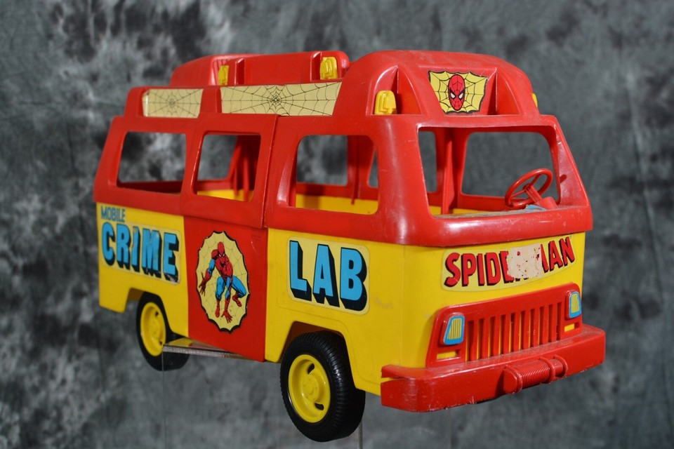 Vintage 1978 Empire Marvel Spider Man Mobile Crime Lab Van Mego Scale ...