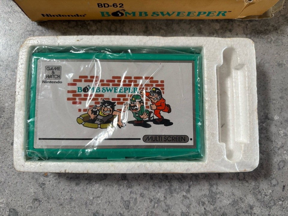 Vintage Nintendo Game And Watch Bomb Sweeper handheld electronic game ...
