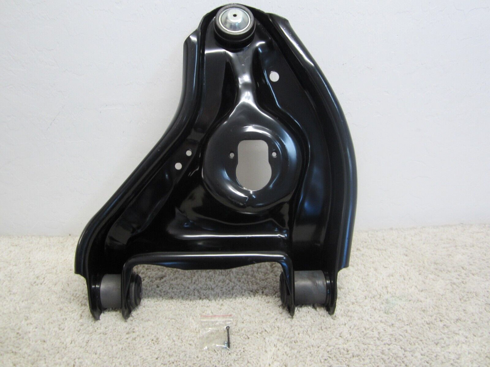 ESCALADE, EXPRESS, K2500, SAVANA NEW OEM RH LOWER CONTROL ARM 15665555 ...