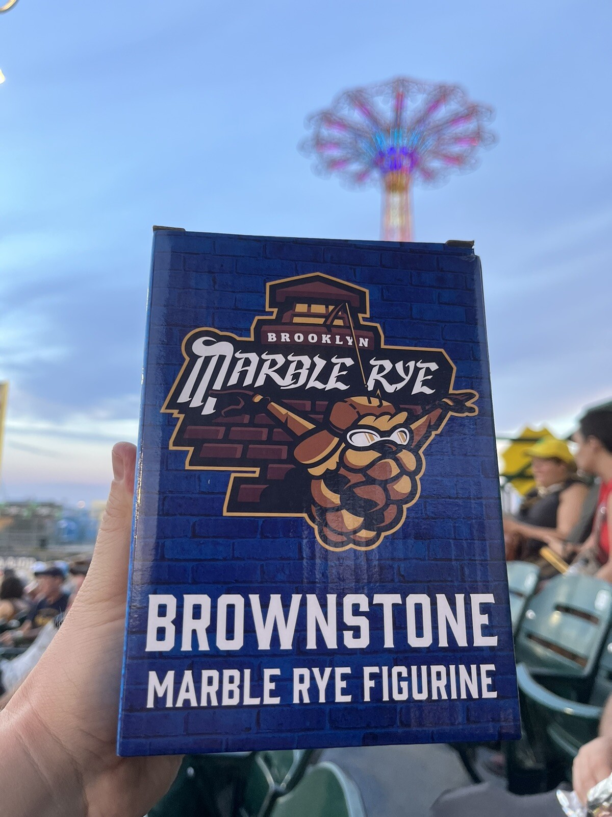 BROOKLYN CYCLONES SGA 2022 SEINFELD NIGHT MARBLE RYE FIGURINE NEW YORK ...