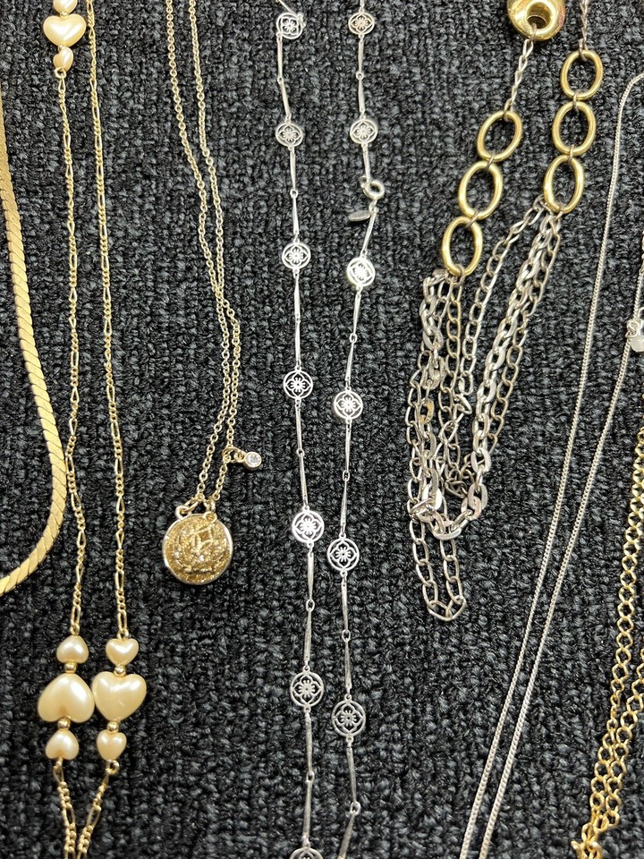 Beautiful Necklaces Chains Gold Silver Tone Lot Of 8 Nice Under 19” | eBay