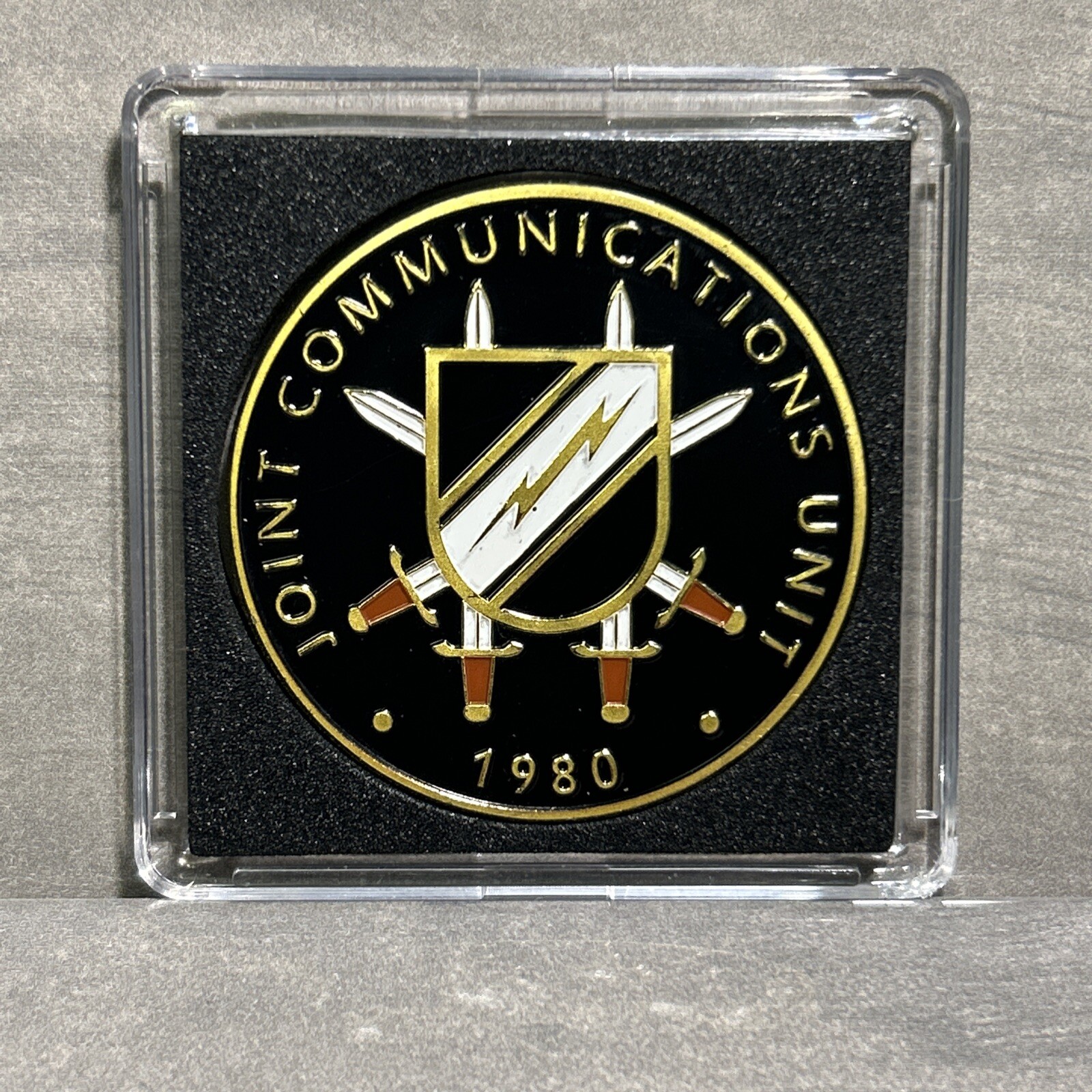 US ARMY Special Ops JCU Joint Communications Unit Challenge Coin w Case ...