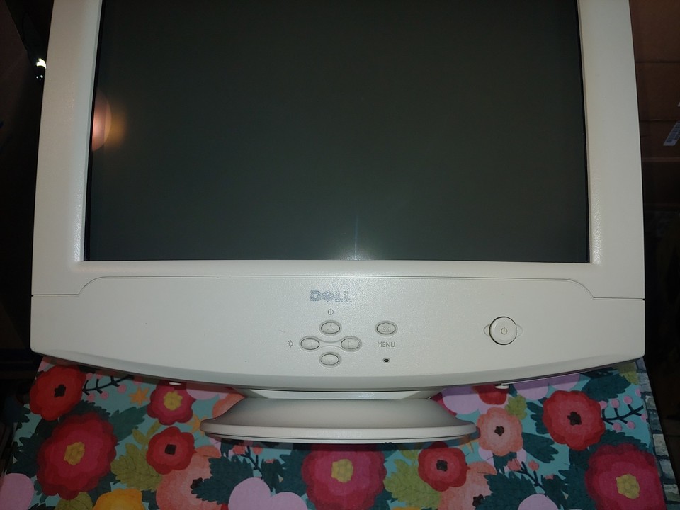 Dell M781p 17" CRT Monitor Vintage Retro Gaming 1600x1200 Good ...