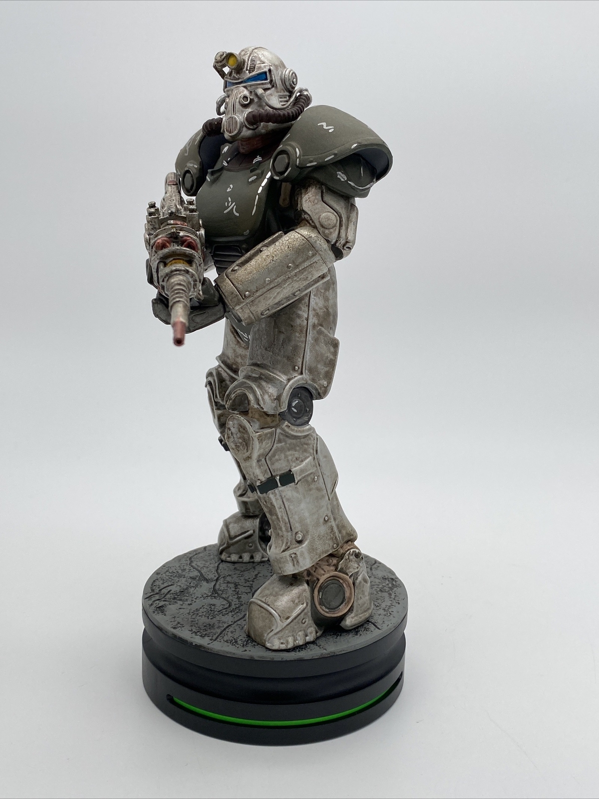 Fallout Power Armor T-51 Modern Icons Statue #5 ThinkGeek in Box Ltd ...
