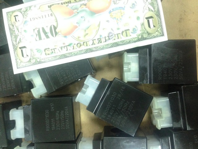 One Rexroth R900071030 Solenoid Coil 230v 50/60hz Fast for sale online ...