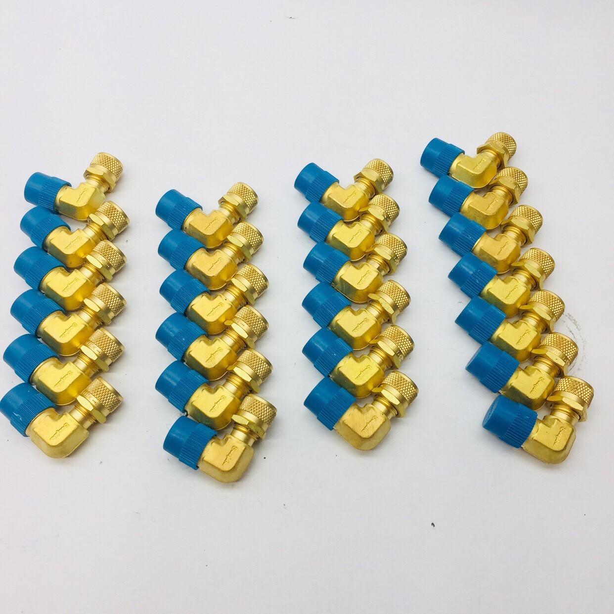 LOT OF 25 HOLLAND SWAGELOK ¼" OD X ½" OD, THREADED 90° ELBOW BRASS BLUE ...