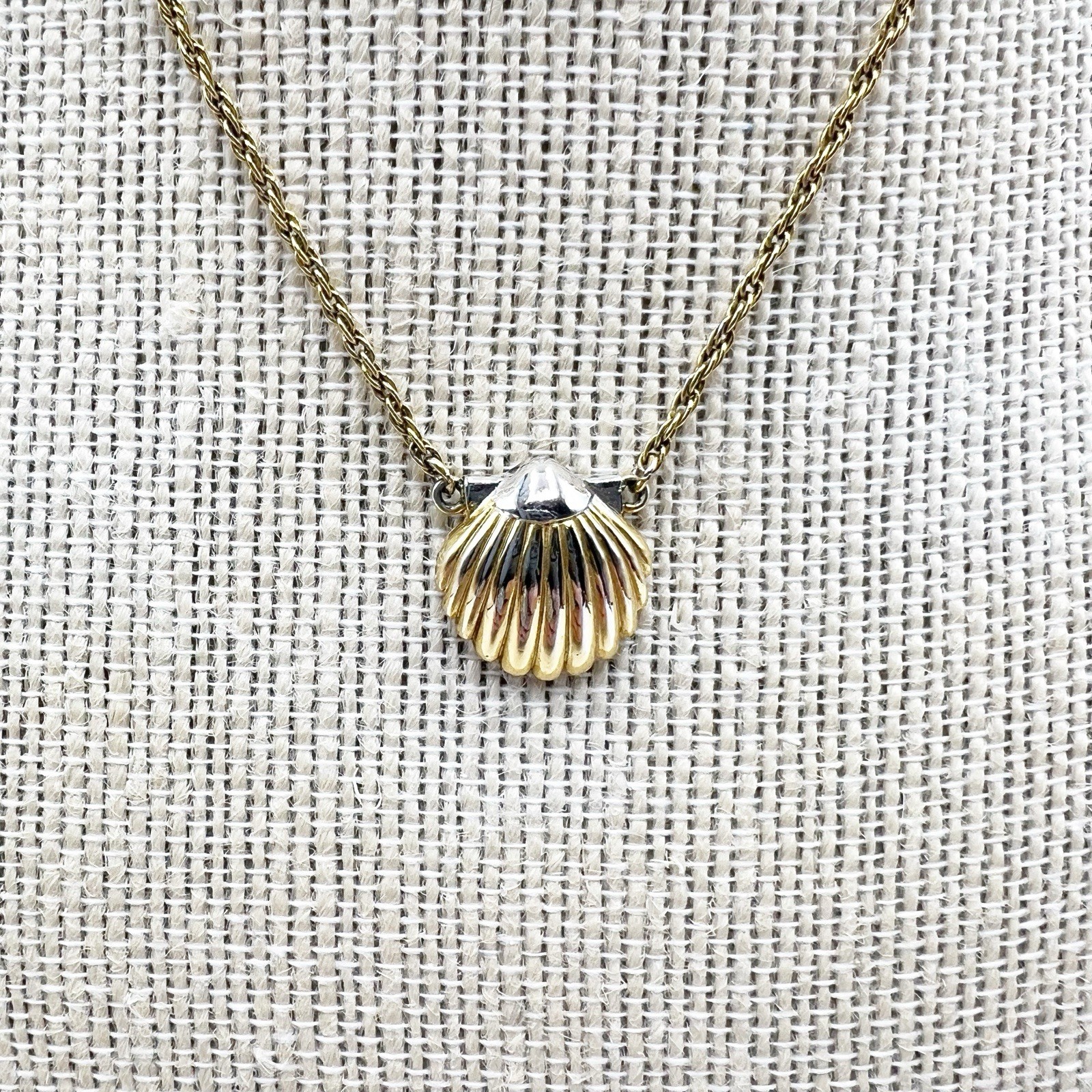 Vintage CROWN TRIFARI Gold Silver Tone Seashell Clam Shell Choker ...