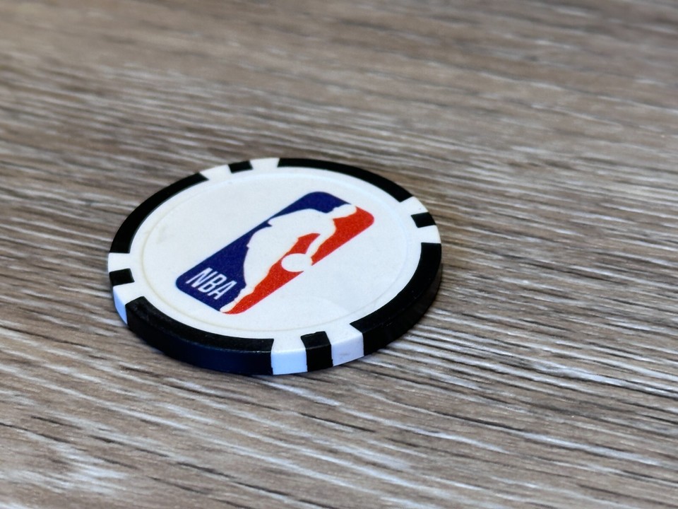 NBA HOUSTON ROCKETS SOUVENIR COLLECTIBLE POKER CHIP GOLF BALL MARKER | eBay