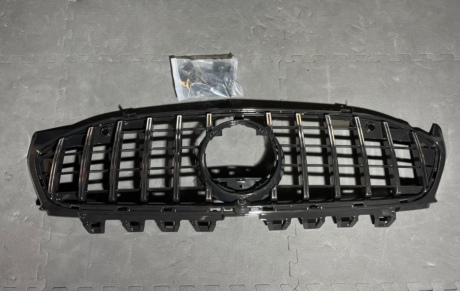 For Mercedes Benz CLA W118 C118 CLA35 AMG 2020-ON Glossy Black GT R ...