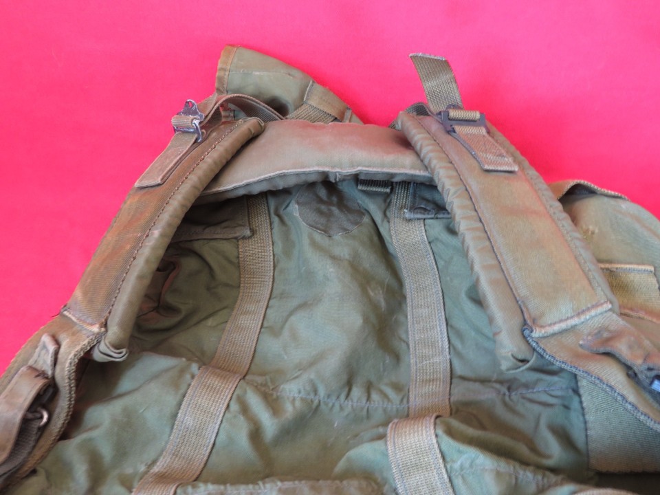 USGI ALICE Gear Lot - Medium Pack-Mag Pouches-Belt-Gloves | eBay