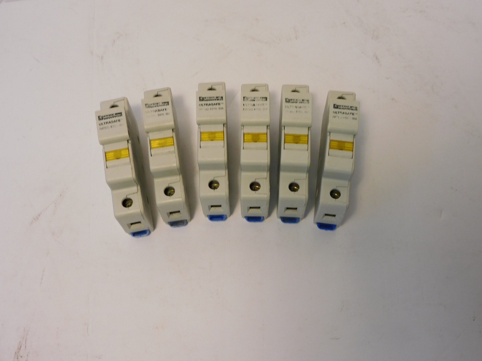 LOT OF 6 FERRAZ SHAWMUT USM1I L214462 ULTRASAFE FUSE HOLDER 600VAC 30A ...