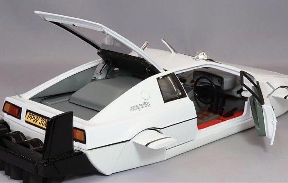 Lotus Esprit S1 Bond Car 1/18 James Bond 007 Movie Model Used | eBay