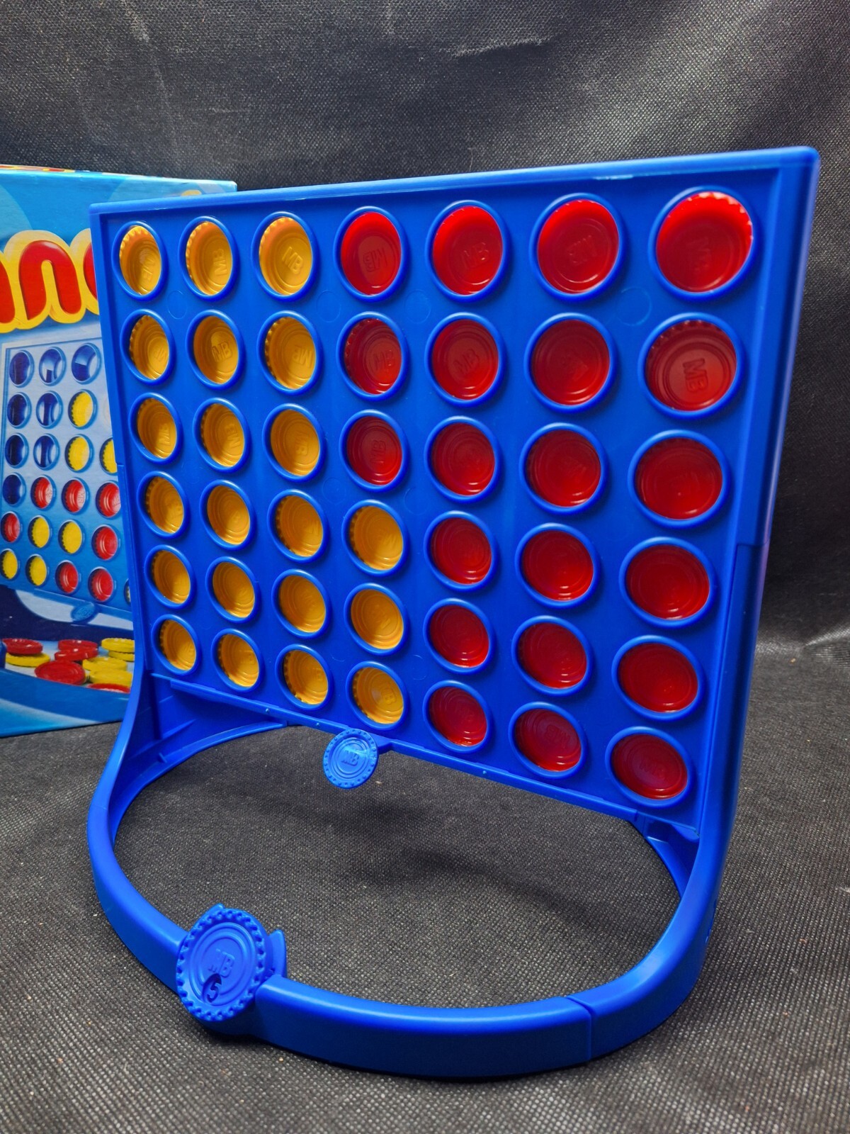 MB Games Connect 4 Classic Game of Counter Connections 2004 Complete ...