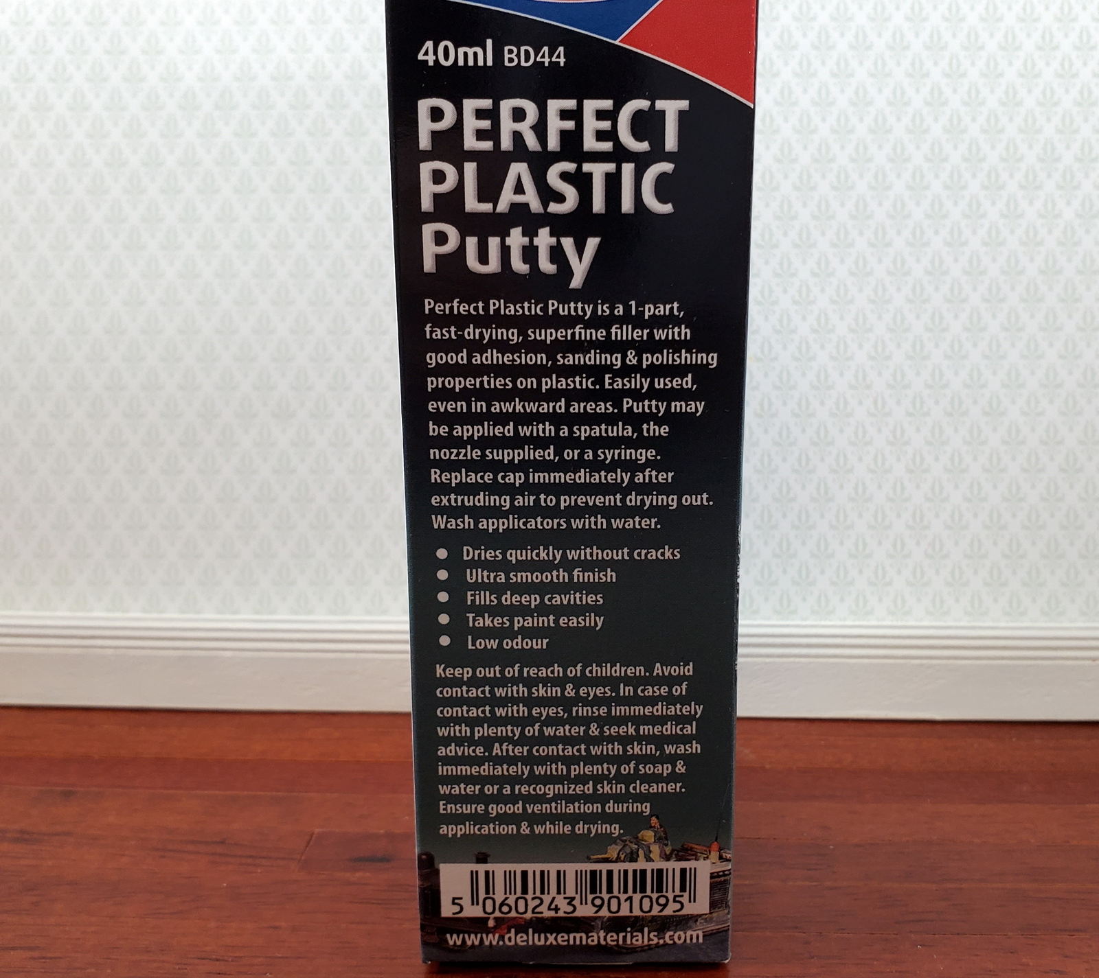 Perfect Plastic Putty Filler Deluxe Materials 40 ml Plastics Resins ...