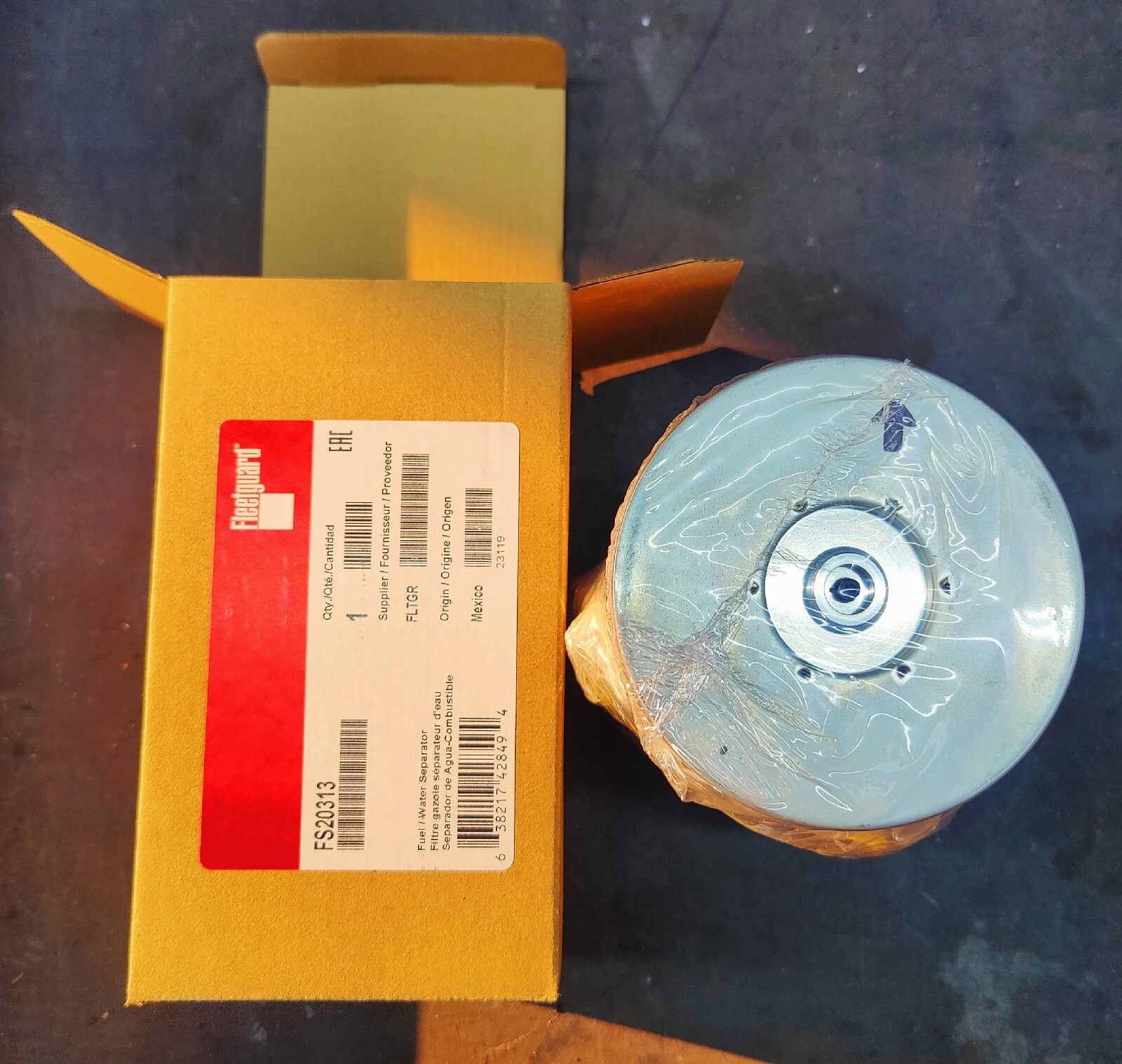 Fleetguard FS20313 Fuel Water Separator Filter for Volvo/Mack 24009059/ ...